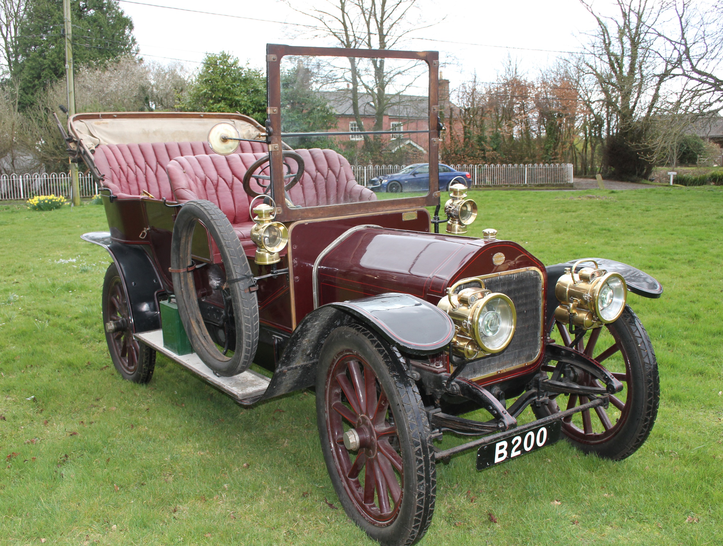 Classic & Vintage Motor Vehicles
