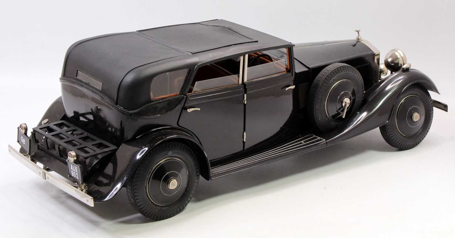 Pocher 1/8th scale kit built model of a - Auktionen & Preisarchiv