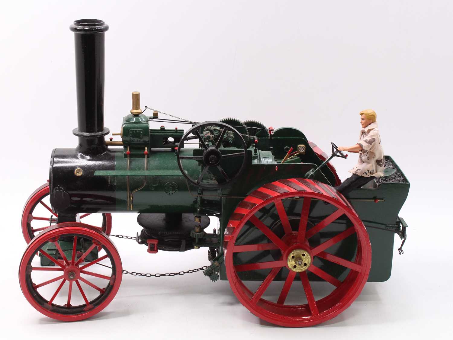 A scratch built battery operated model - Auktionen & Preisarchiv